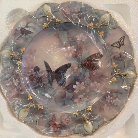 The Bradford Exchange | Other | Lena Liu Collectible Butterfly Plate ...